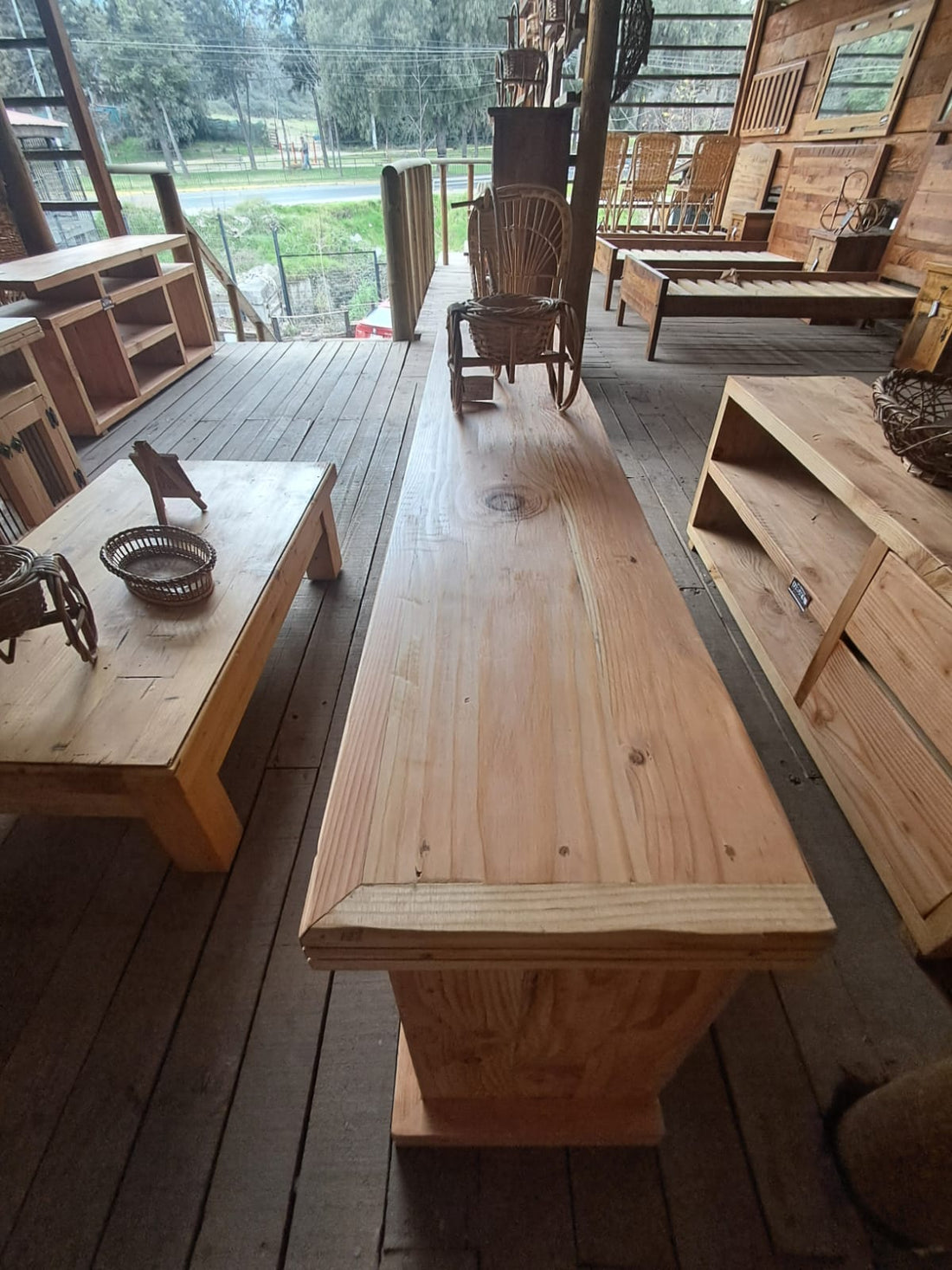 Rack rústico para TV con puertas de reja – Muebles rústicos y maderas ...