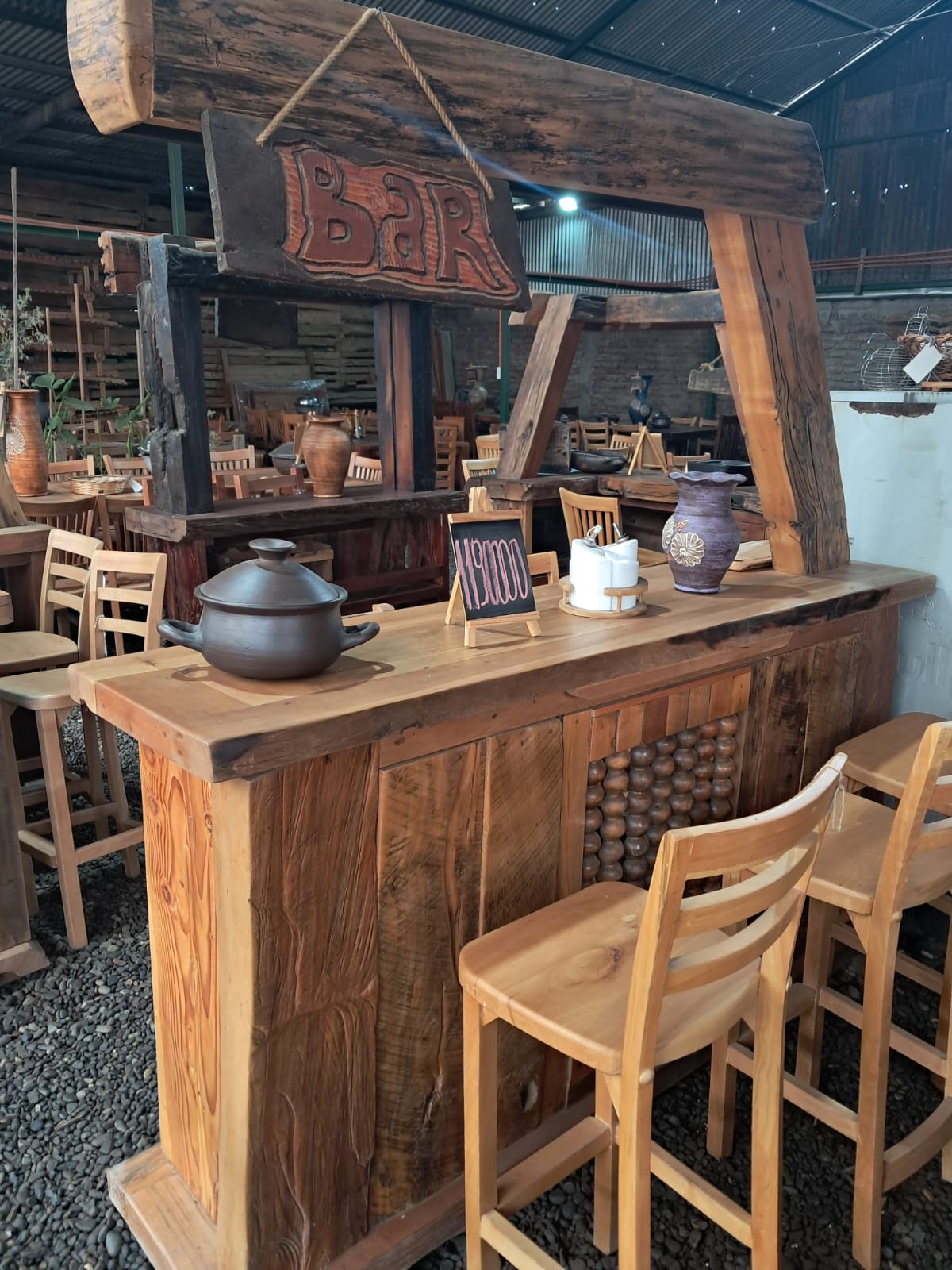 Bar Rustico Raíces de roble – Muebles rústicos y maderas troncoso